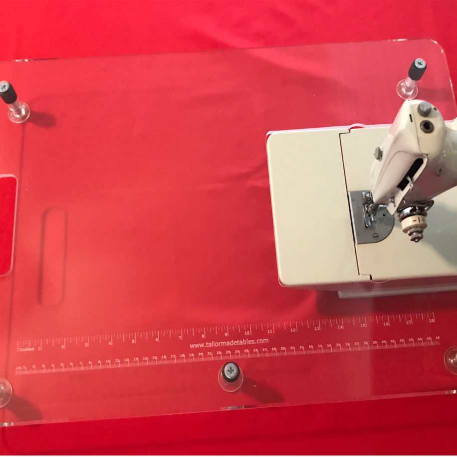 Janome - 11000 - TAILOR MADE TABLES